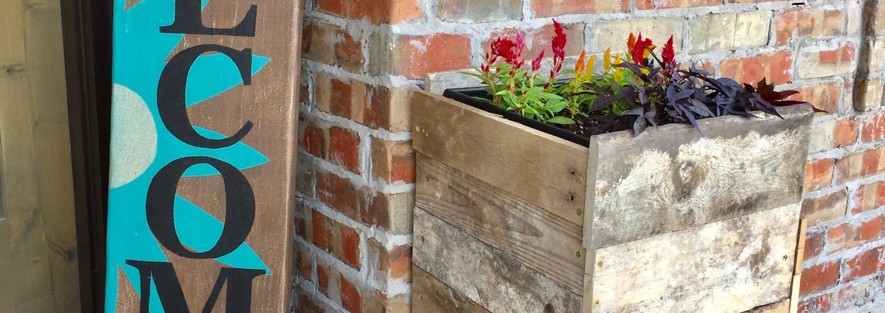 Wood Pallet Planter Boxes – Thrifty Mom's DIY